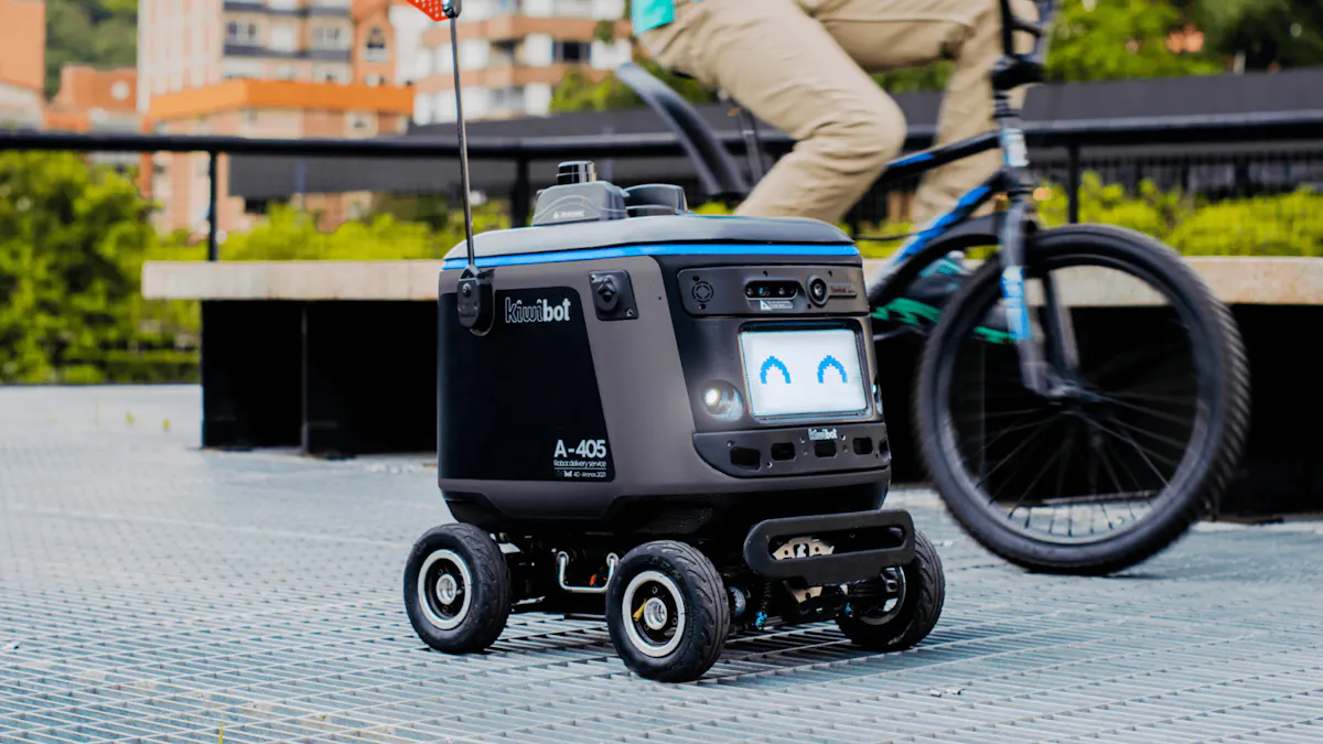Kiwibot and Sodexo to bring robotic food delivery to 3 campuses ...