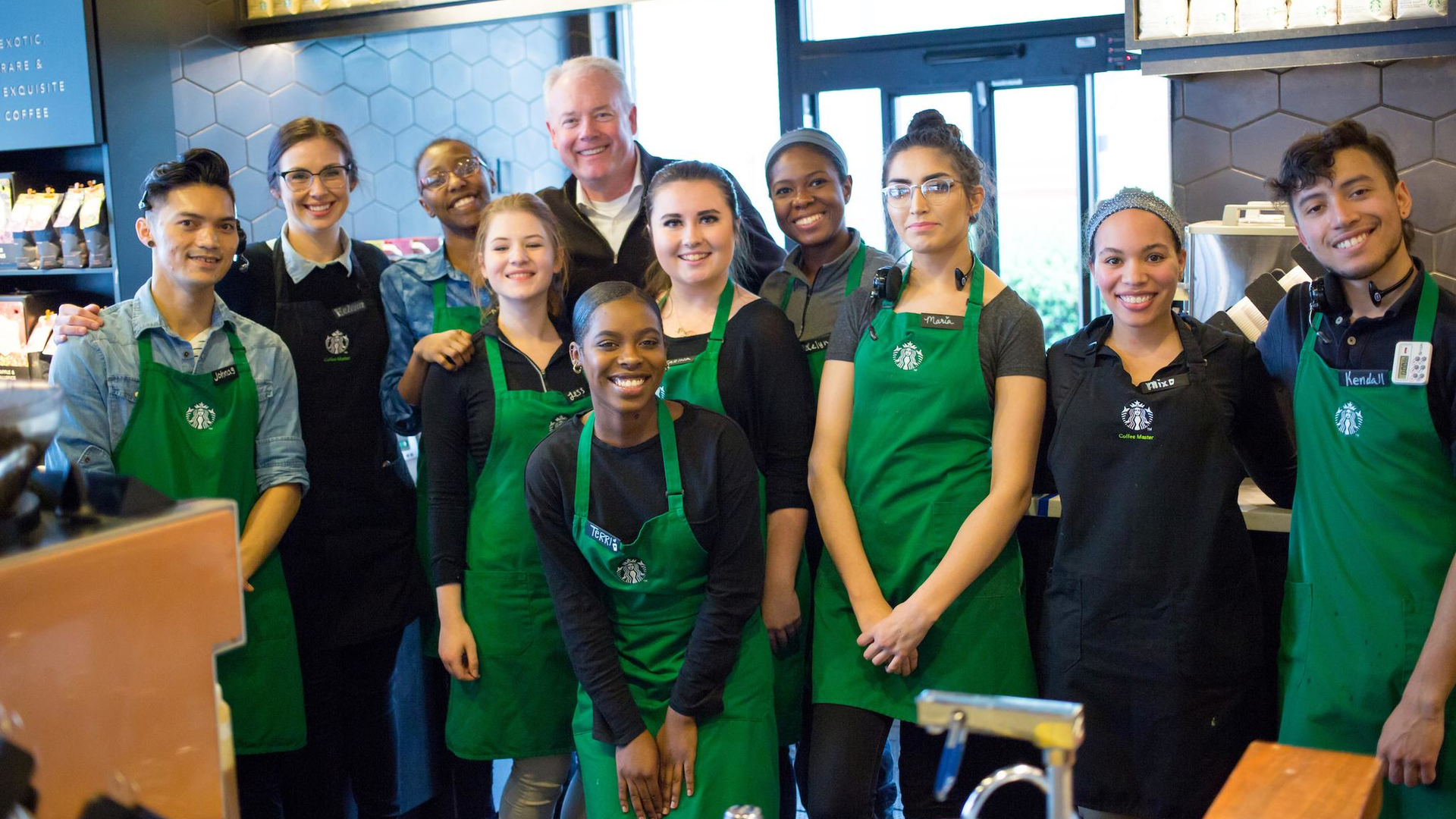 Starbucks CEO Johnson to retire, Schultz will return as interim CEO ...